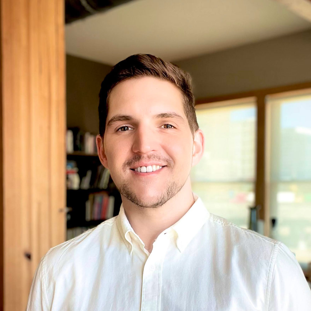 Alex Brombal, senior web & mobile software engineer
